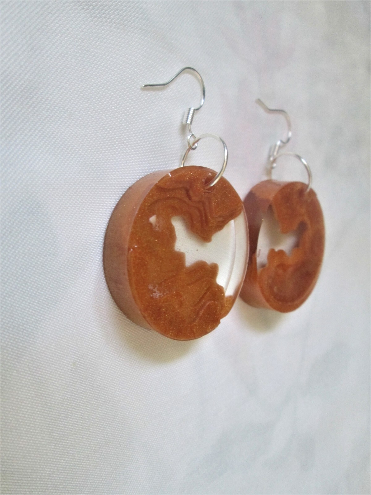 ~ Clear Resin Earrings with Gold Coloured Resin Infill ~ (23J13) | eBay
