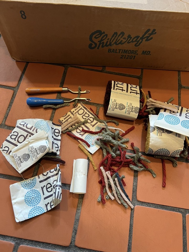 Vintage Shillcraft Latch Hook Rug Kit, Traditional Pattern + Hooks 30"x ...
