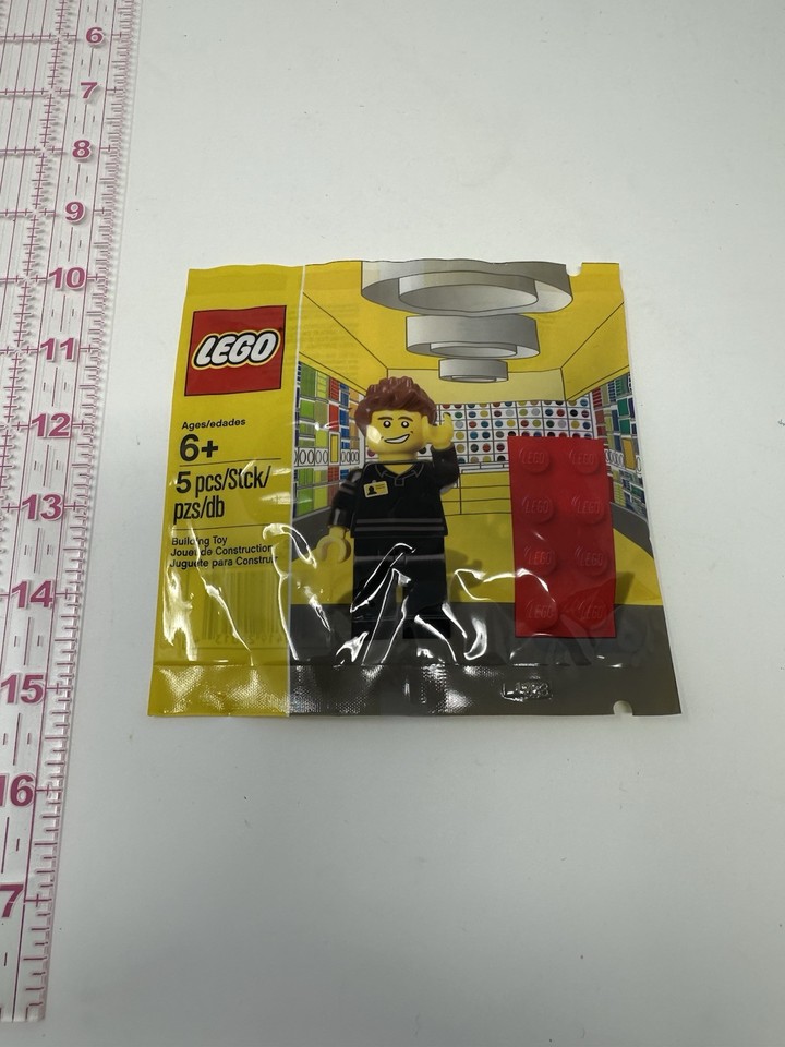 Lego Polybag Set 5001622 Lego Store Employee Minifigure | eBay