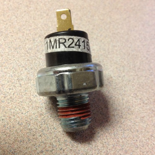 MACK Trucks SWITCH 1MR2415 LOW PRESS NSN 5930015914170 5930-01-591-4170 ...