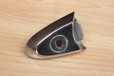 DOOR HANDLE BEZEL CHROME (LOCK APERTURE) - Jaguar XJ XJ6 XJ8 XJR X350 ...