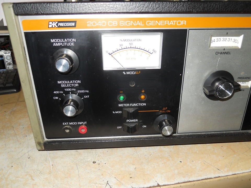 BK Precision 2040 CB Signal Generator | eBay