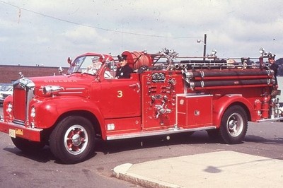 Chelsea MA Engine 3 1957 Mack B Model Pumper - Fire Apparatus Slide | eBay