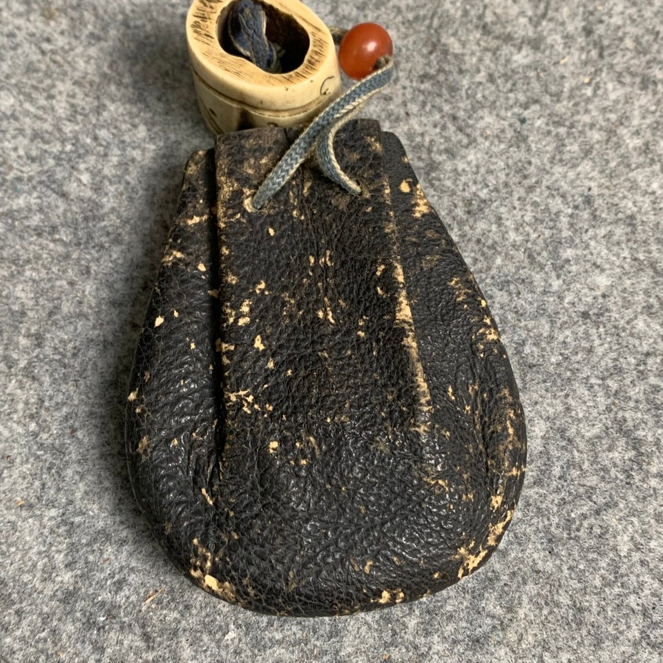 B33920 Antique Japanese Carved Toggle Netsuke with Leather Pouch | eBay