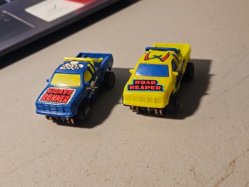 VINTAGE TYCO HAUNTED HIGHWAY SLOT CARS GRAVE RUNNER & ROAD REAPER WORKS ...