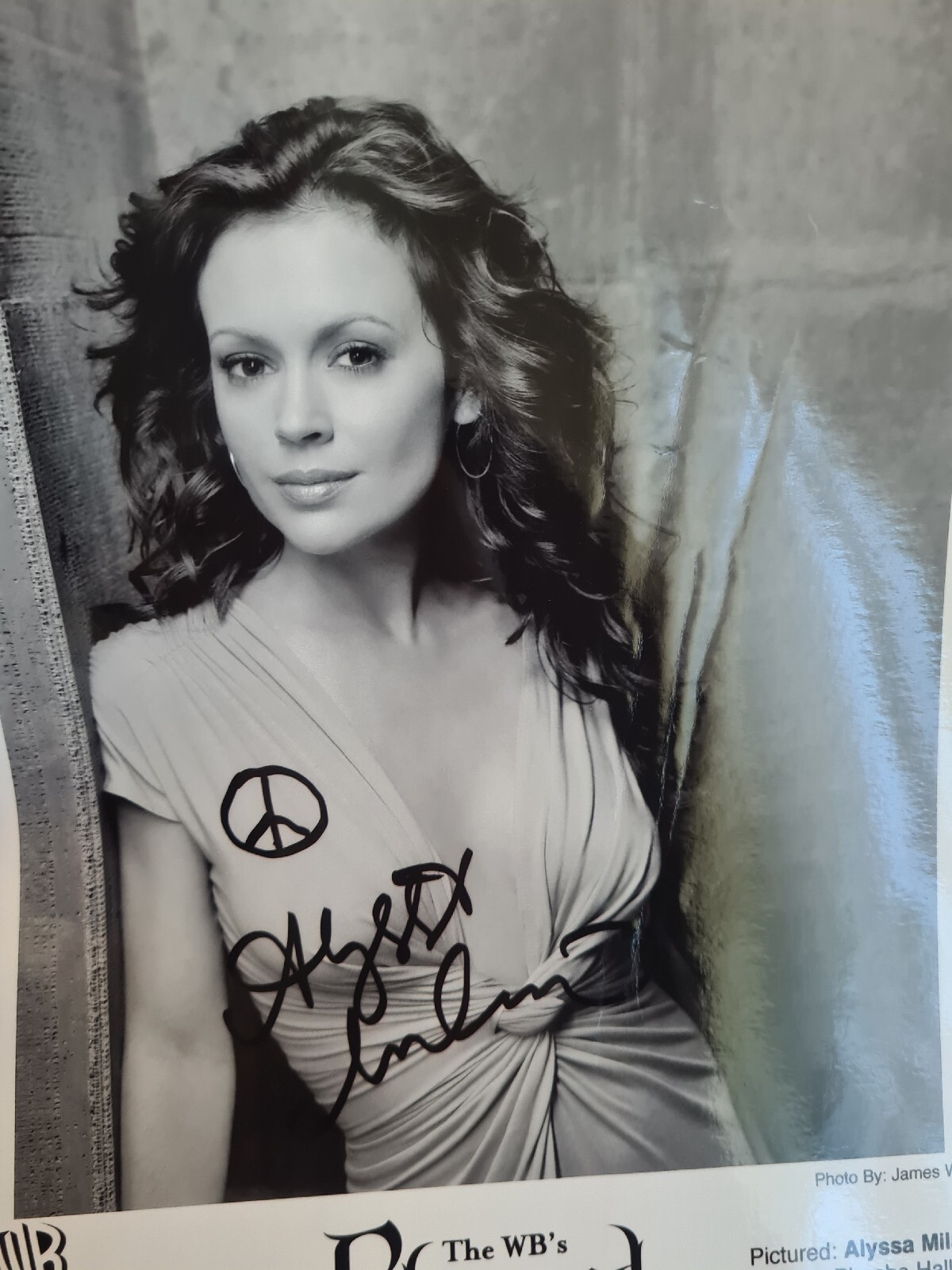 Alyssa Milano - 8x10 Glossy Photo with Printed Signature/Autograph ...