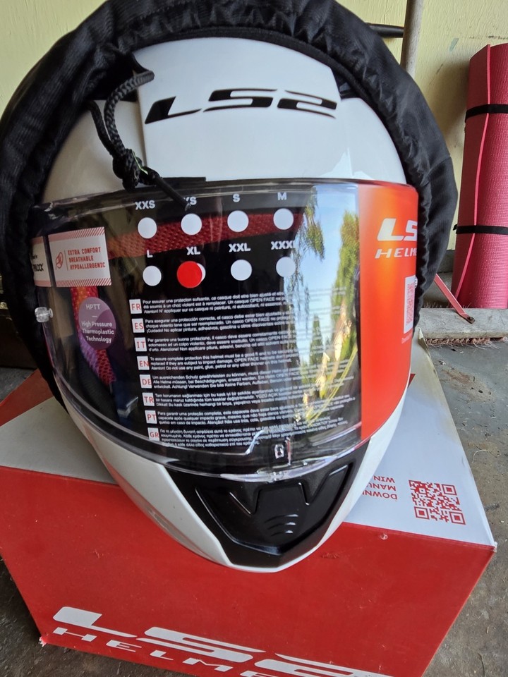 LS2 Full Face Motorcycle Helmet White XL | eBay
