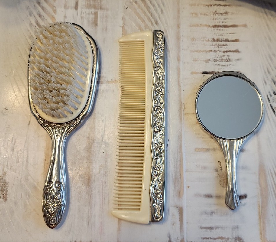 Comb And Brush Vanity Set Vintage Silver Plated 3 Pcs Vanity Set: Hand