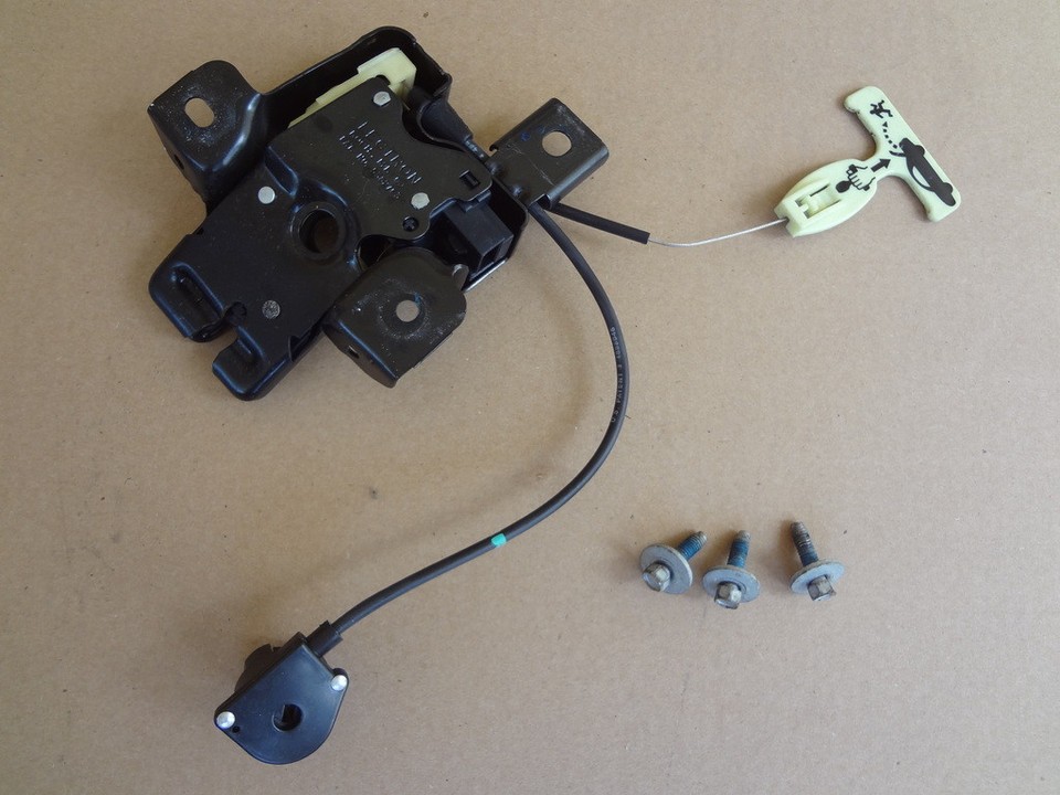 2003 - 2004 MUSTANG SVT COBRA 4.6 TRUNK RELEASE LATCH OEM SKU# Z145 | eBay
