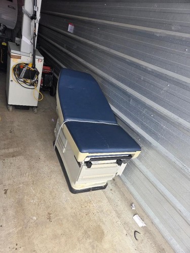 MIDMARK 405 POWER EMEDICAL XAM (EXAMINATION) ROOM TABLE | eBay