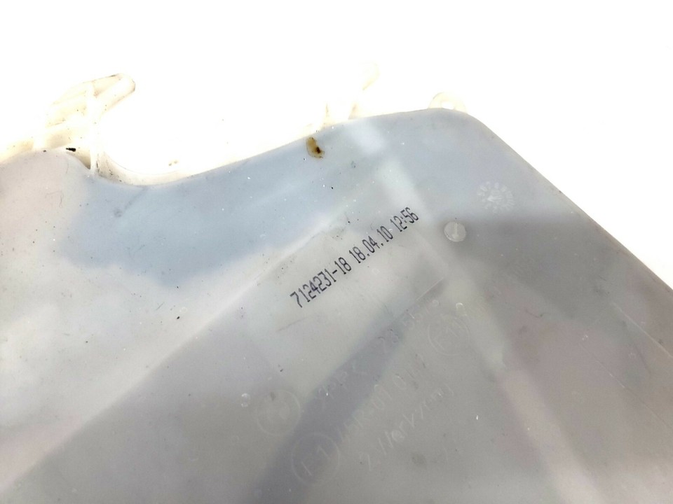 ⭐ 06-11 Bmw E90 328 330 335 Windshield Wiper Fluid Reservoir Tank ...