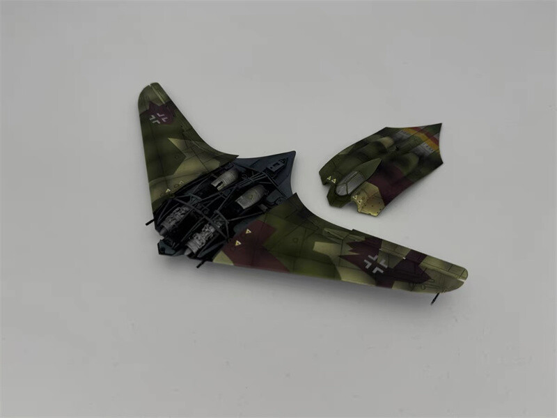 German Horten HO229 Bomber Aircraft With Internal Structure Model Toy 1 ...