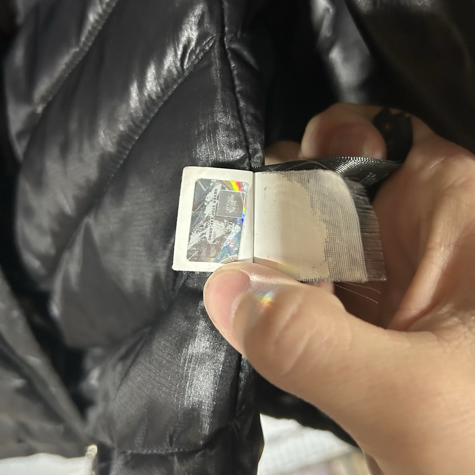 THE NORTH FACE Black Nylon Women's Lightweight Down Puffer 550 Jacket ...