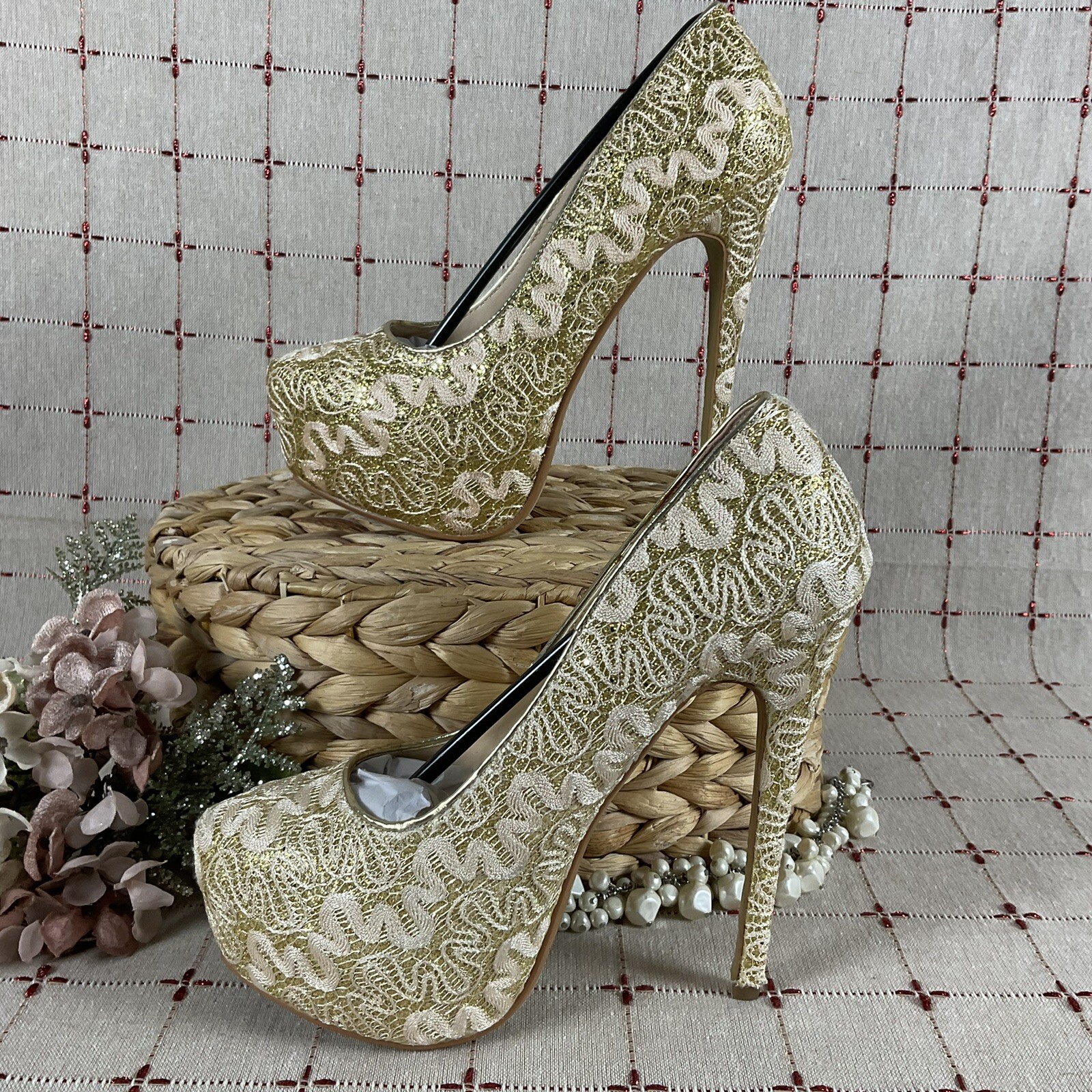 LaSonia Golden Glitter Ribbons Ultra High Platform Stilettos New Sz 7 ...