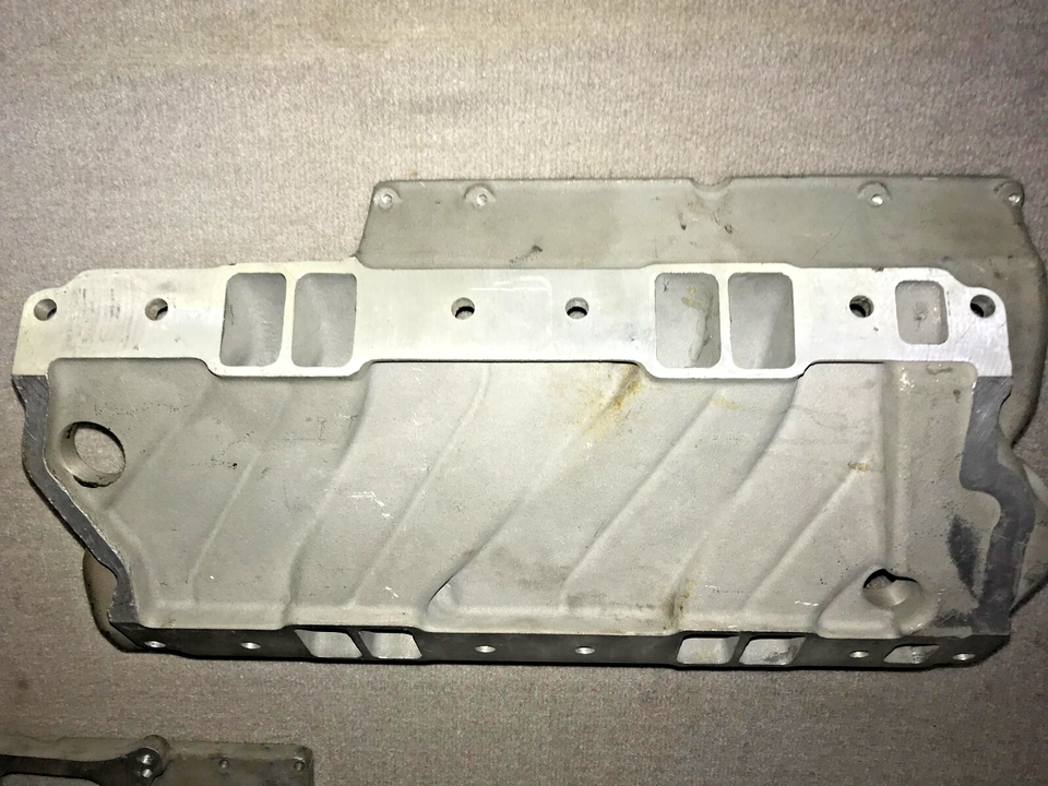 NOS Edelbrock STR 10 Intake Manifold Chevy Cross ram 302 350 Sbc Z28 SS ...