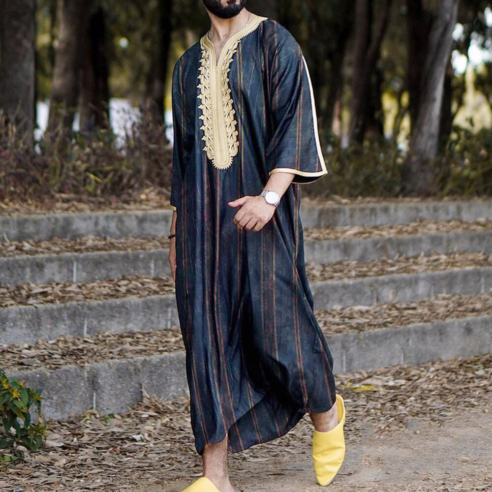 Middle Eastern Fashion Traditional