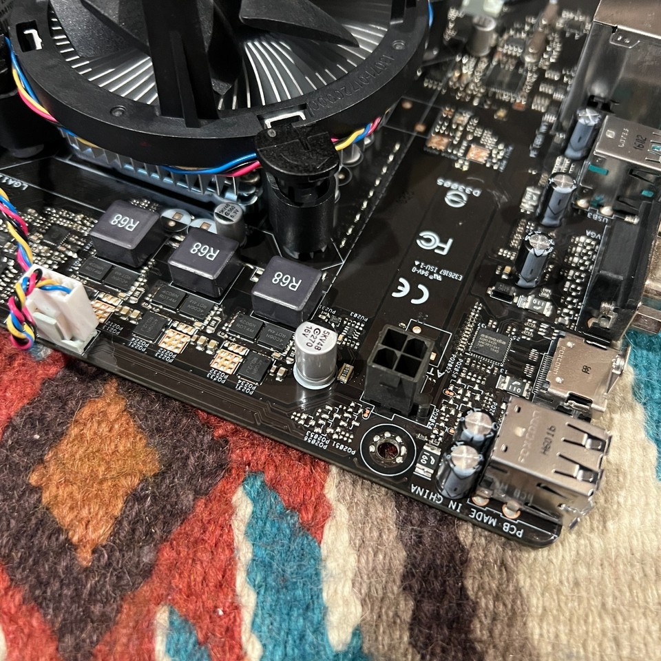 ASUS H110-i M32 mATX Motherboard Combo! •Core i5-6400 •16GB DDR4 ...