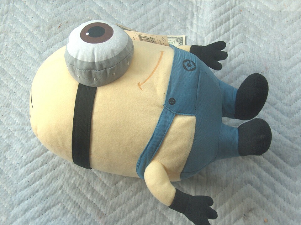 NOS 2011 Despicable Me 15" Stuart Minion One Eyed Plush Toy Original ...