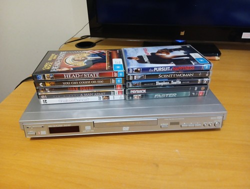 Panasonic DVD-S27 DVD/CD Player No Remote Control Inc 10 DVDs Free ...