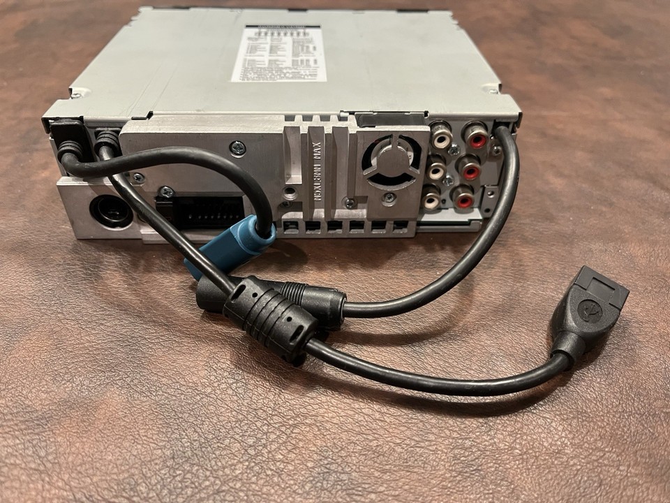🔴 Alpine CDA-9886 CD PLAYER, USB input, harness, faceplate case, and ...