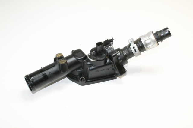 NISSAN QASHQAI 2017 RHD THERMOSTAT HOUSING 110602770R / 226301872R OEM ...