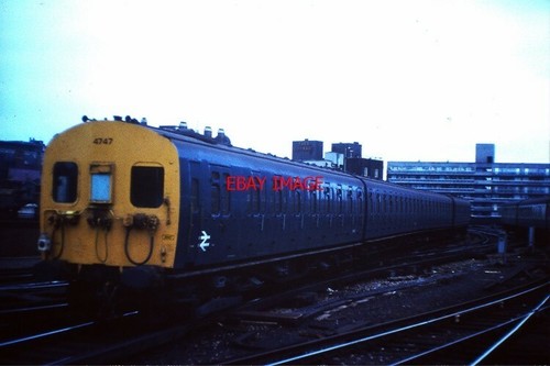 PHOTO SR 4-SUB BR CLASS 405 1949 BATCH 4-CAR EMU NO 747 LEAVING ...