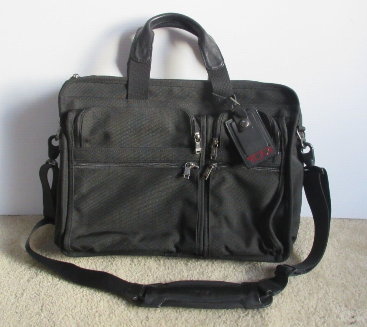Tumi Alpha 26060D4 Black Expandable Briefcase Messeng… - Gem