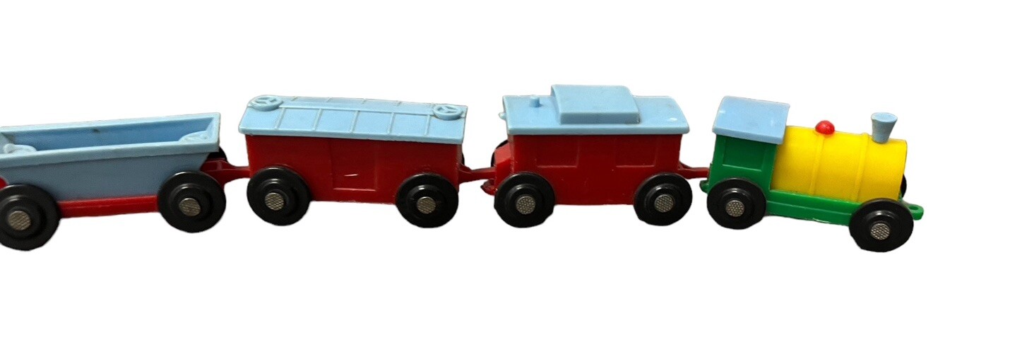 Vintage Plastic Train 4 Piece Plastic | eBay