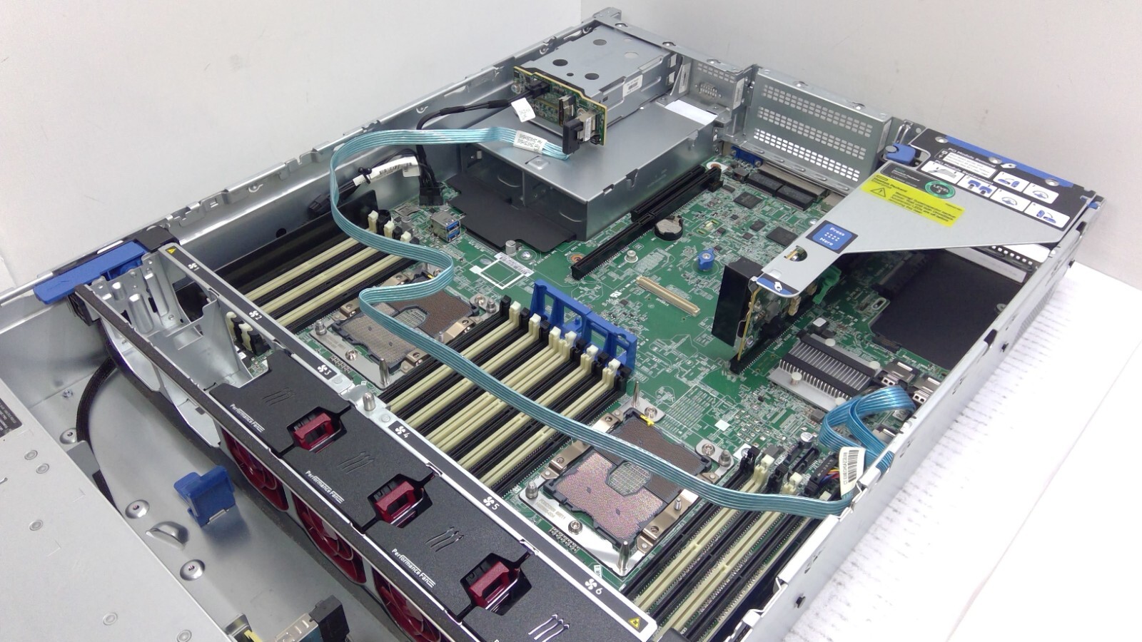 HP ProLiant DL380 Gen10 SimpliVity 380 2U 8+2 Bay 2.5" Barebone *NO CPU ...