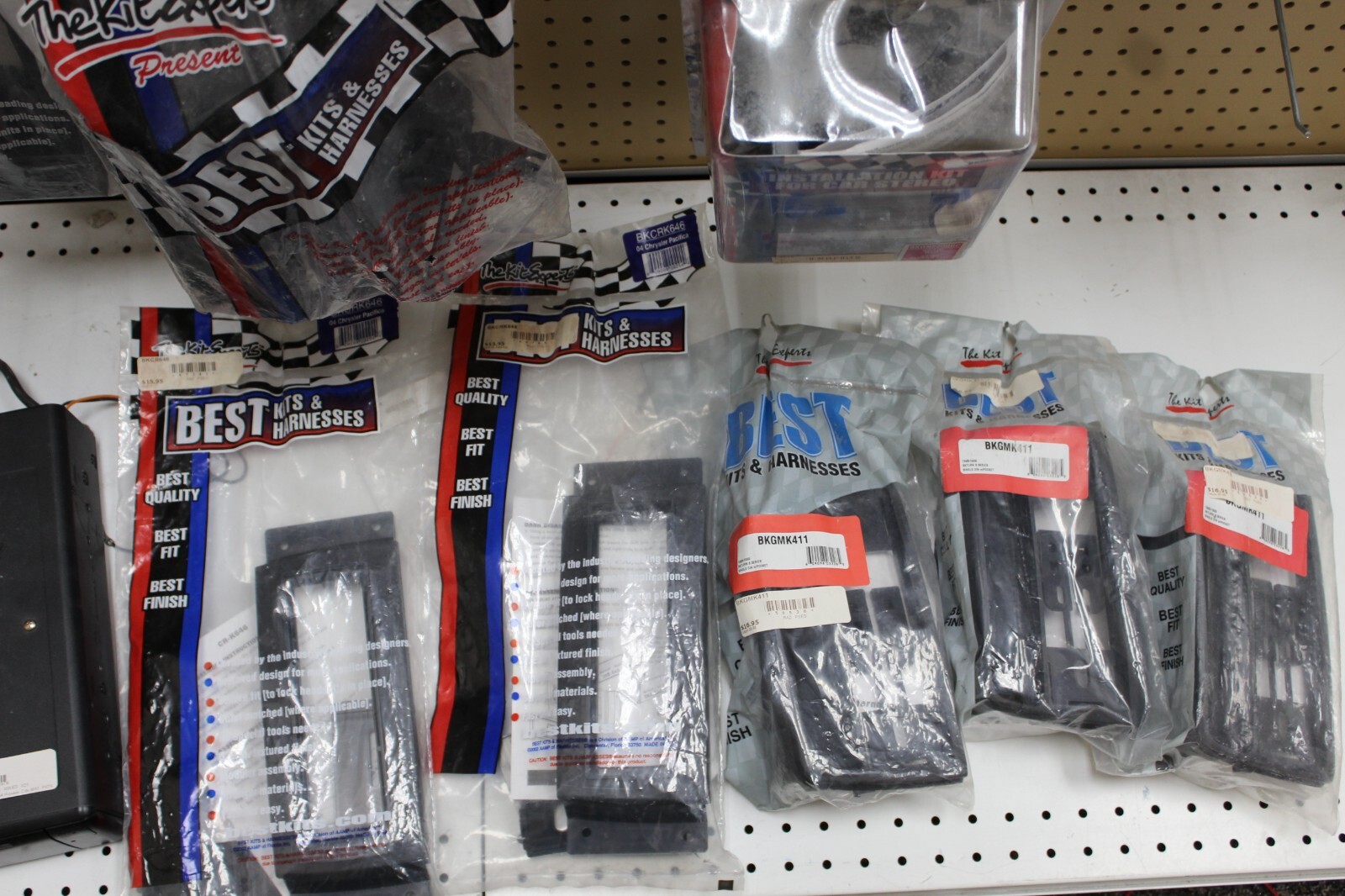 Car audio installation kits wiring faceplace best kits huge lot over 60 ...