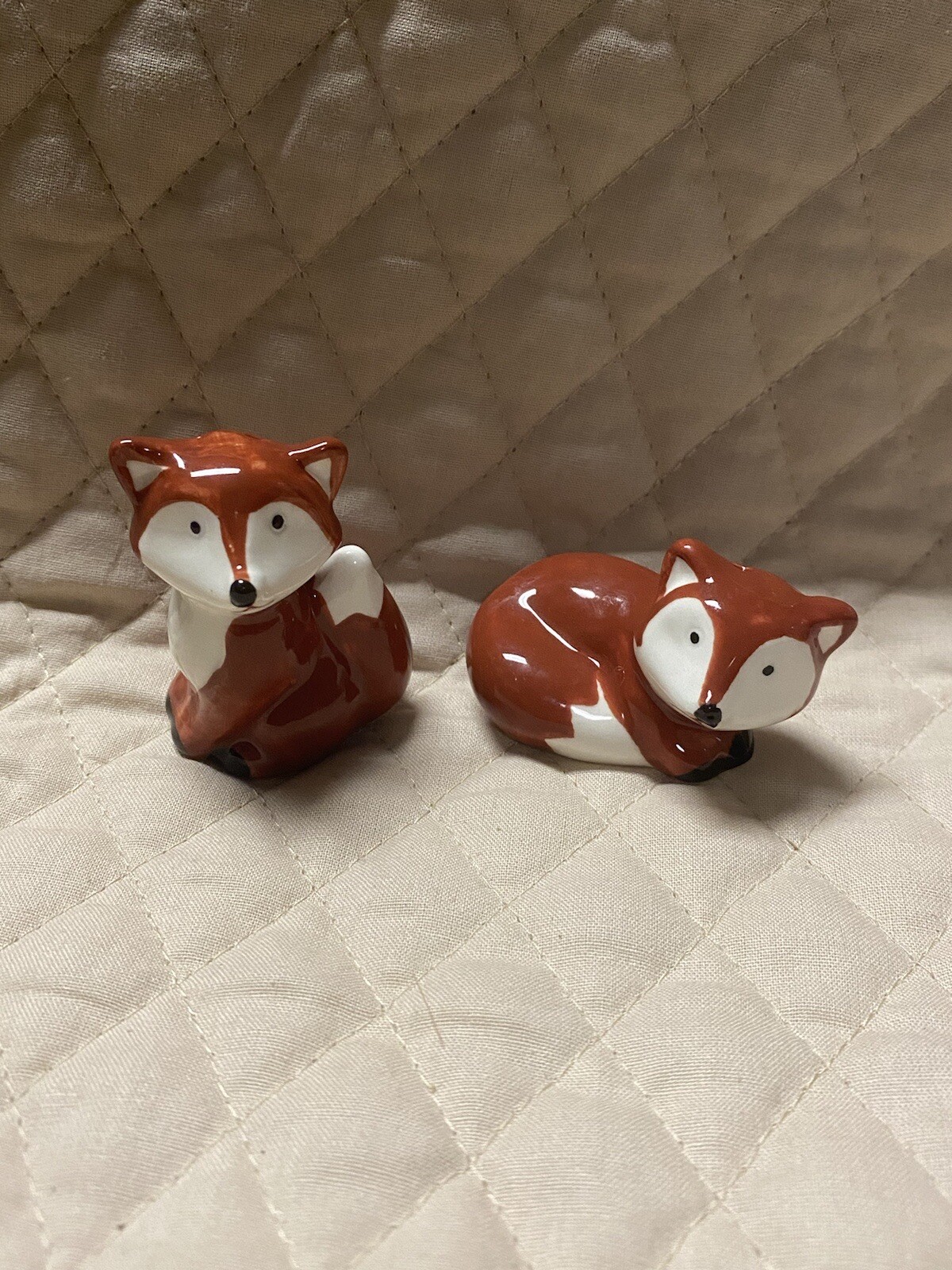 Very Cute And Sweet Set Of Red Fox Salt And Pepper Shakers New | eBay