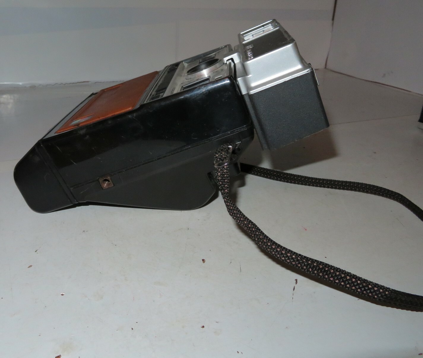 Vintage Kodak Colorburst 300 Instant Camera w/ ITT Magicflash Used Set ...