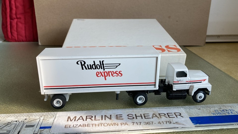 RUDOLF EXPRESS TRUCKING SINGLE PUP TRAILER TRACTOR & PUP TRAILER ...