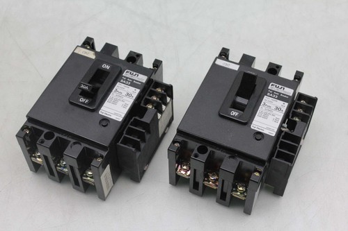 2 Fuji SA33 Elettrico Auto Circuito Interruttori/3 Palo / 30A/AC 660V ...