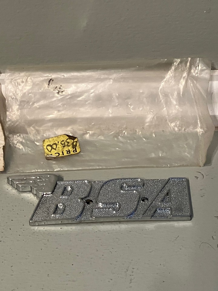 BSA Gas Tank Badge Chrome 60-2568 A65 OIF 1971 1972 650 Oil In Frame | eBay