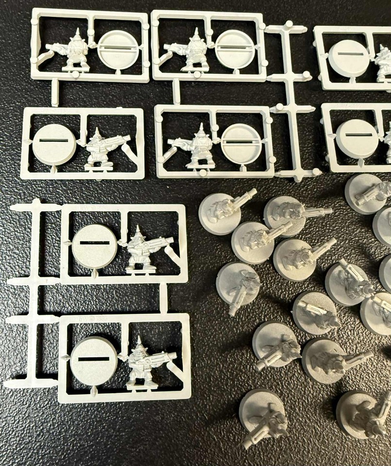 Warhammer 40k Ork Runtherd Gretchin 36x total Games Workshop Plastic ...