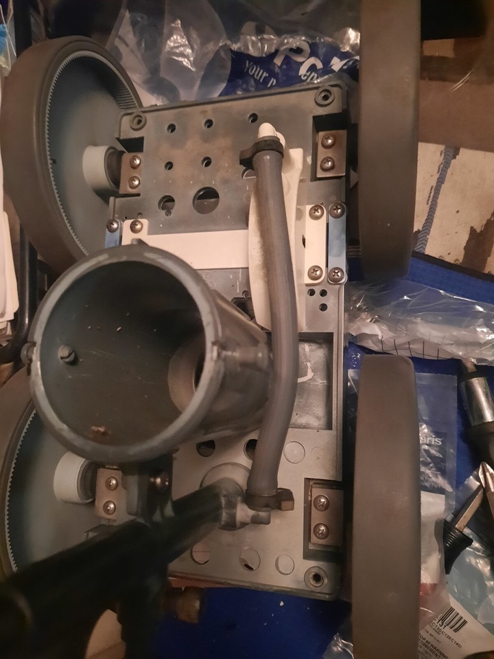 Pentair LL505GG Kreepy Krauly Letro Legend Pressure-side Pool Cleaner ...