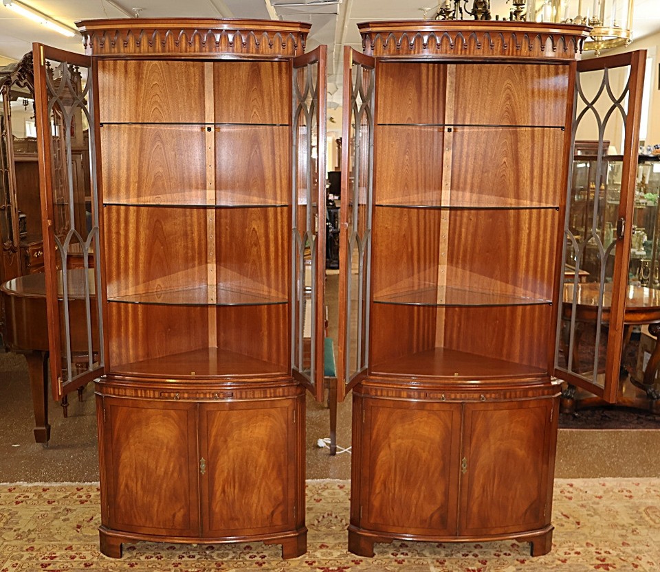 Pair of English Bevan Funnell Reprodux Mahogany Chippendale Corner ...