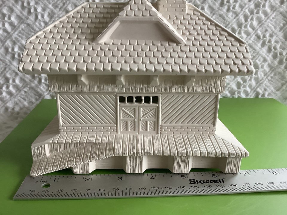 C-0729 Village Train Depot / Train Station 6"Tx6.5"Lx 5"W Ceramic ...