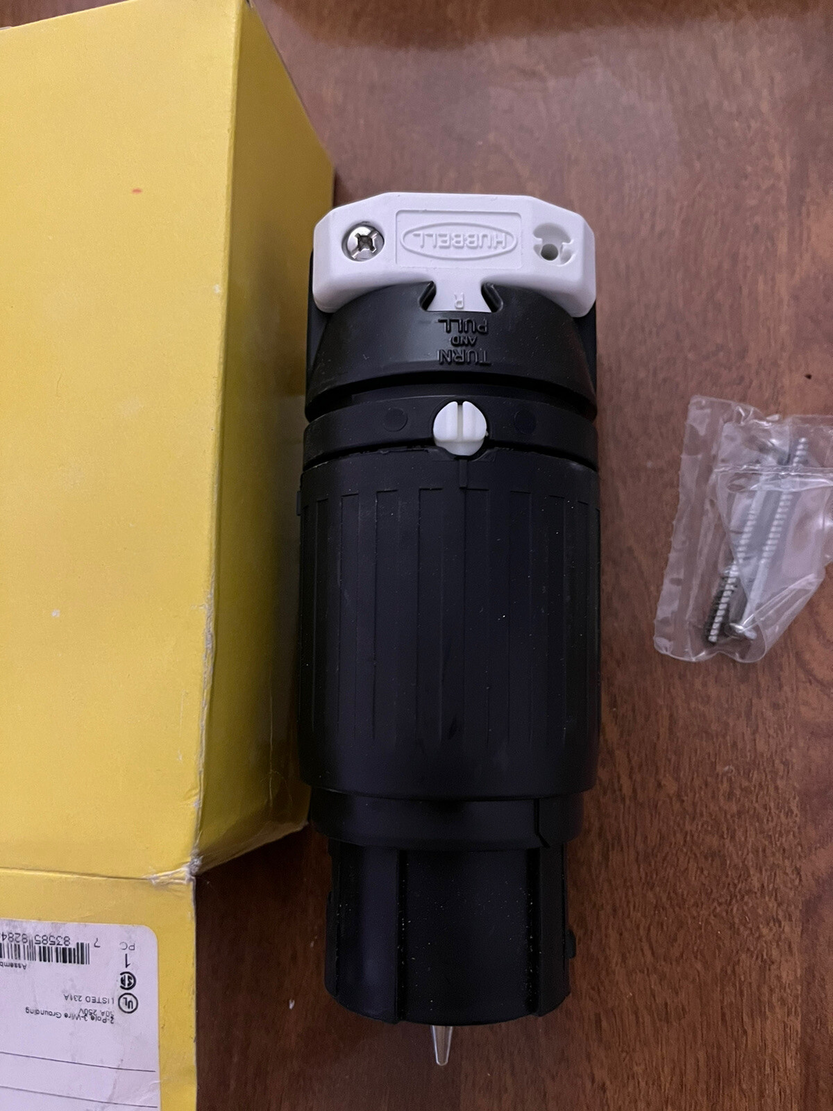 Hubbell CS8264C 50A Twist-Lock Connector 2P 3W 250V Female End ...