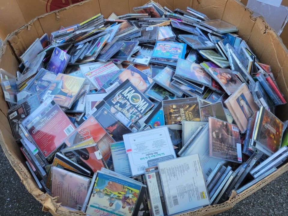 100 - Loose Bulk Music CD Lot - Assorted Rock Pop Country R&B Jazz Hip ...