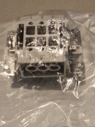 Phoenix Contact 1648128 Inserto presa HC-B 6 + viti PE 1#4 | eBay