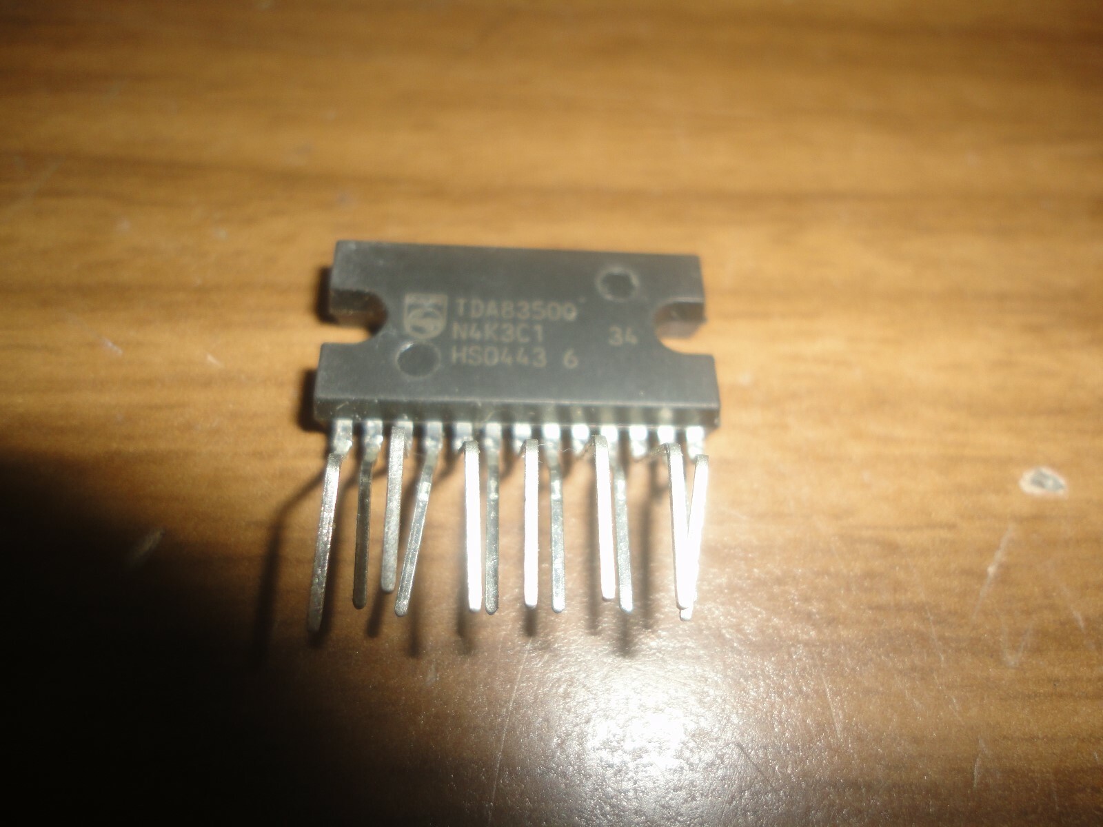 PHILIPS VERTICAL DEFLECTION IC TDA8350Q USED IN VARIOUS SETS. FREE USA ...