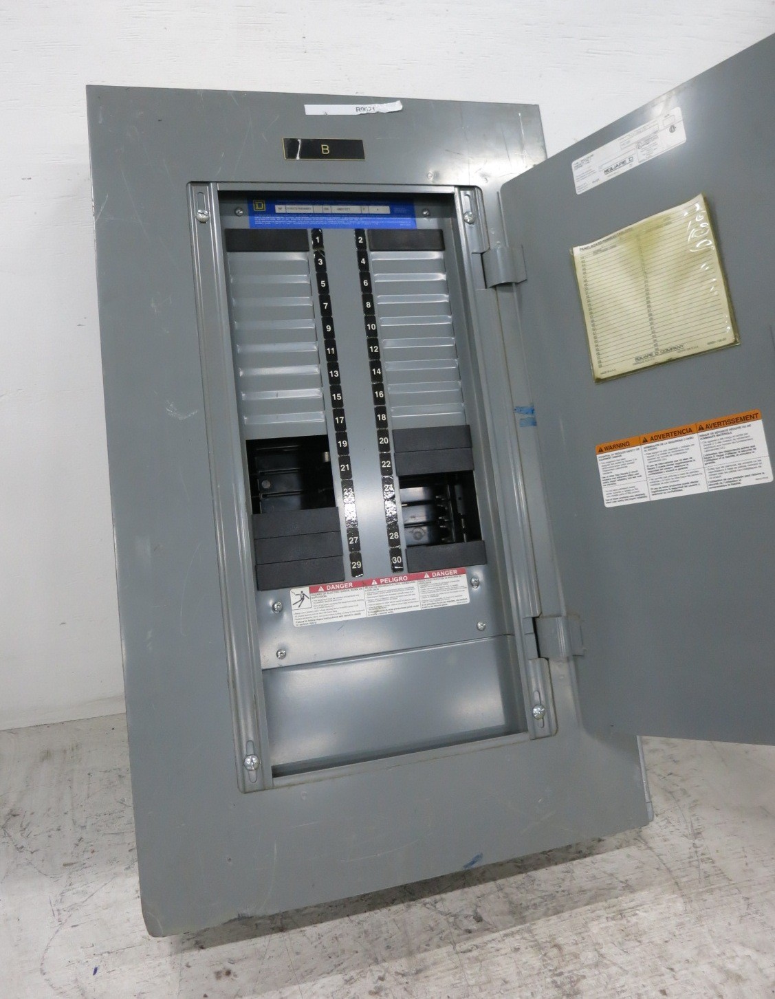 Square D 100A NF MLO Breaker Panel Board 3PH 4W 480Y/277V