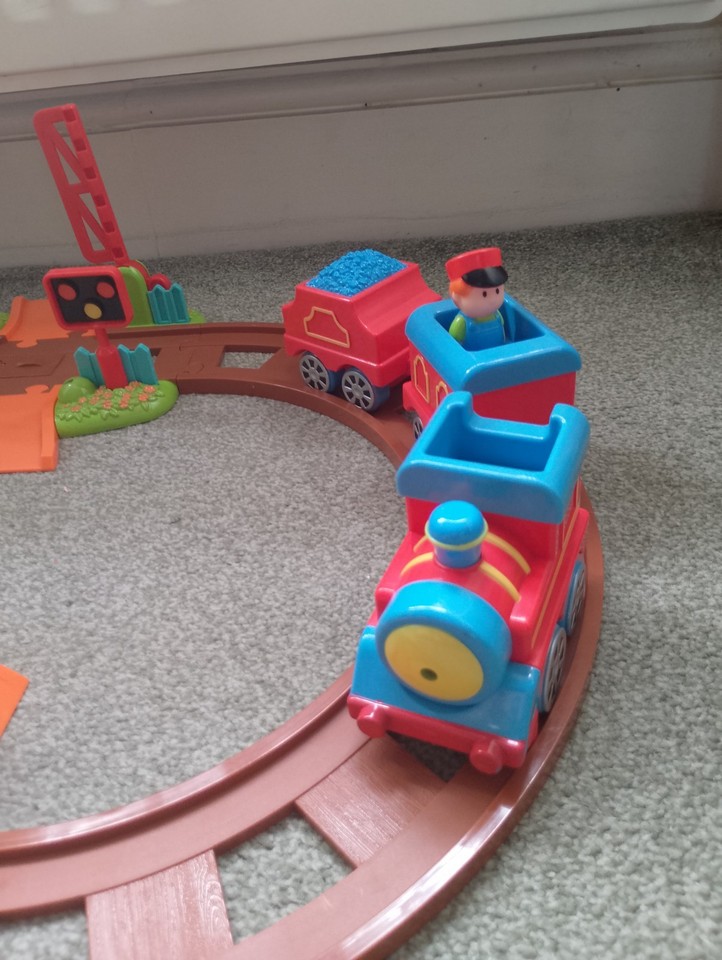 ELC Happyland Magic Motion Train Set + 3 Figures & Car see details ...