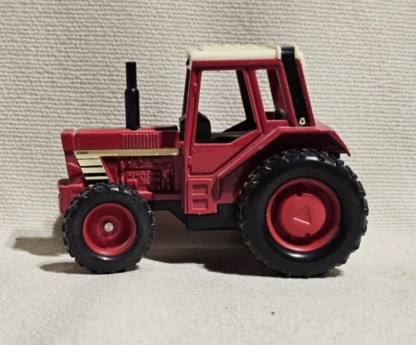 1/43 International 3180 with MFWD and WFE Farm Toy Tractor | eBay