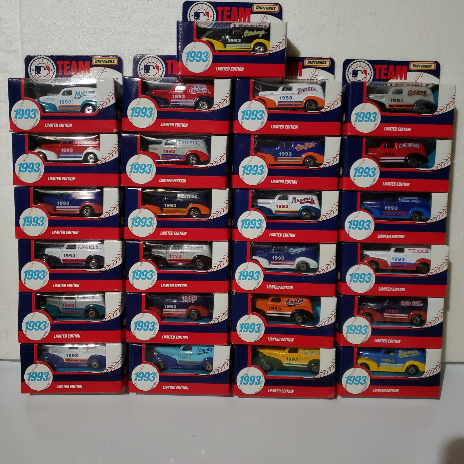 Matchbox MB239 1993 Partial Set of 25 1939 MLB Baseball Chevy Vans Nu ...