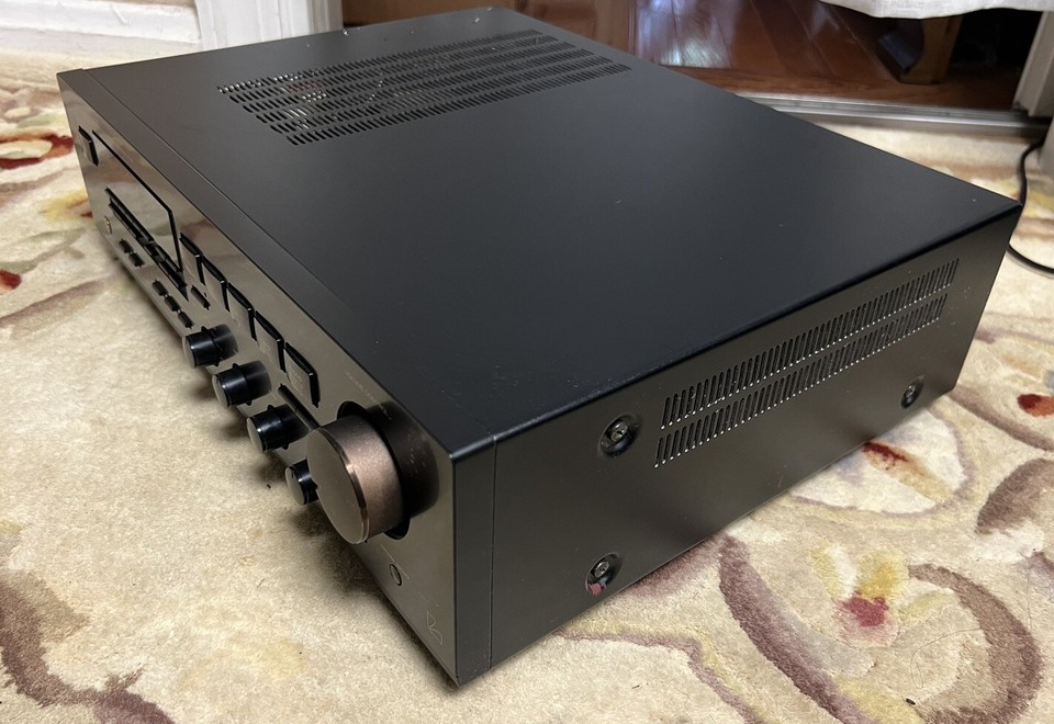 Luxman R-351 Digital Synthesized AM-FM Stereo Receiver | Japan | R351 ...