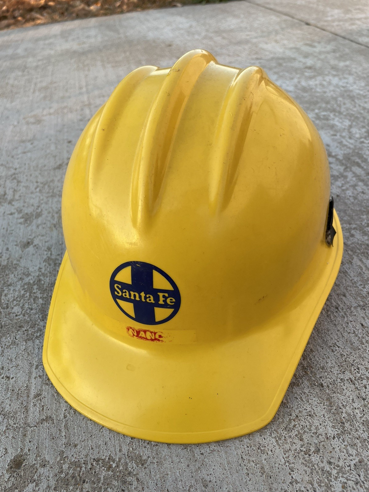 Vintage Yellow Santa Fe Railroad Hard Boiled Plastic Hard Hat Model 302 ...