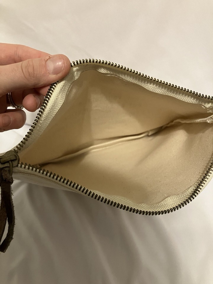 Sugarboo & Co Elizabeth Taylor Quote Canvas Zip Makeup Bag 9x7.5 Inches ...